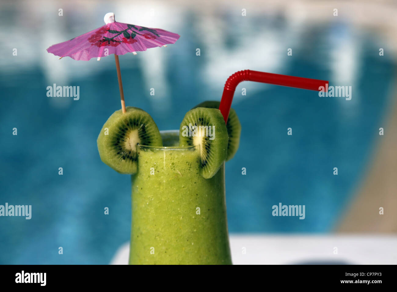 KIWI FRUIT JUICE DRINK SIDE TURKEY 15 April 2012 Stock Photo - Alamy