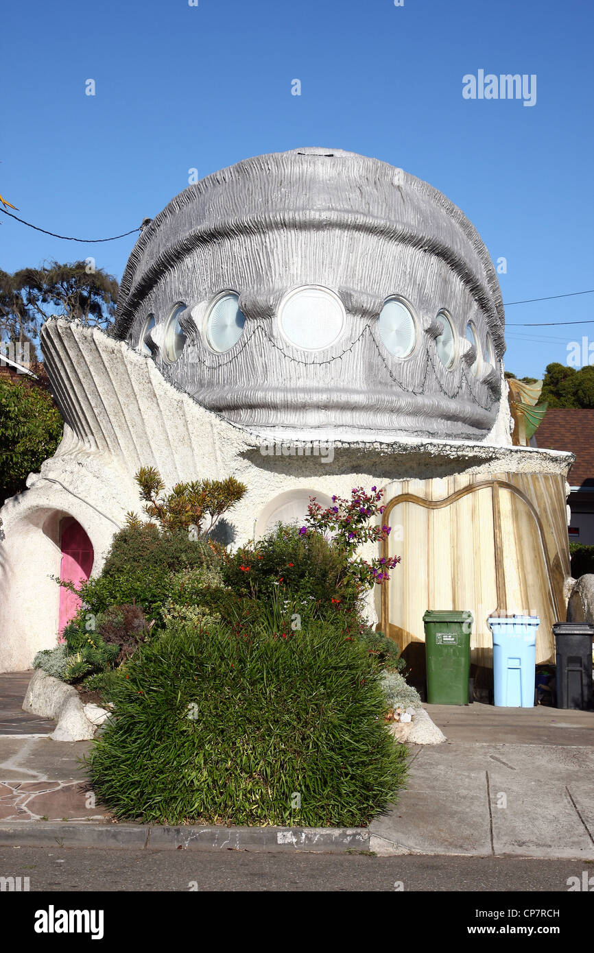 TSUI HOUSE HOME OF FLORENCE AND WILLIAM TSUI 06 October 2011 Stock ...