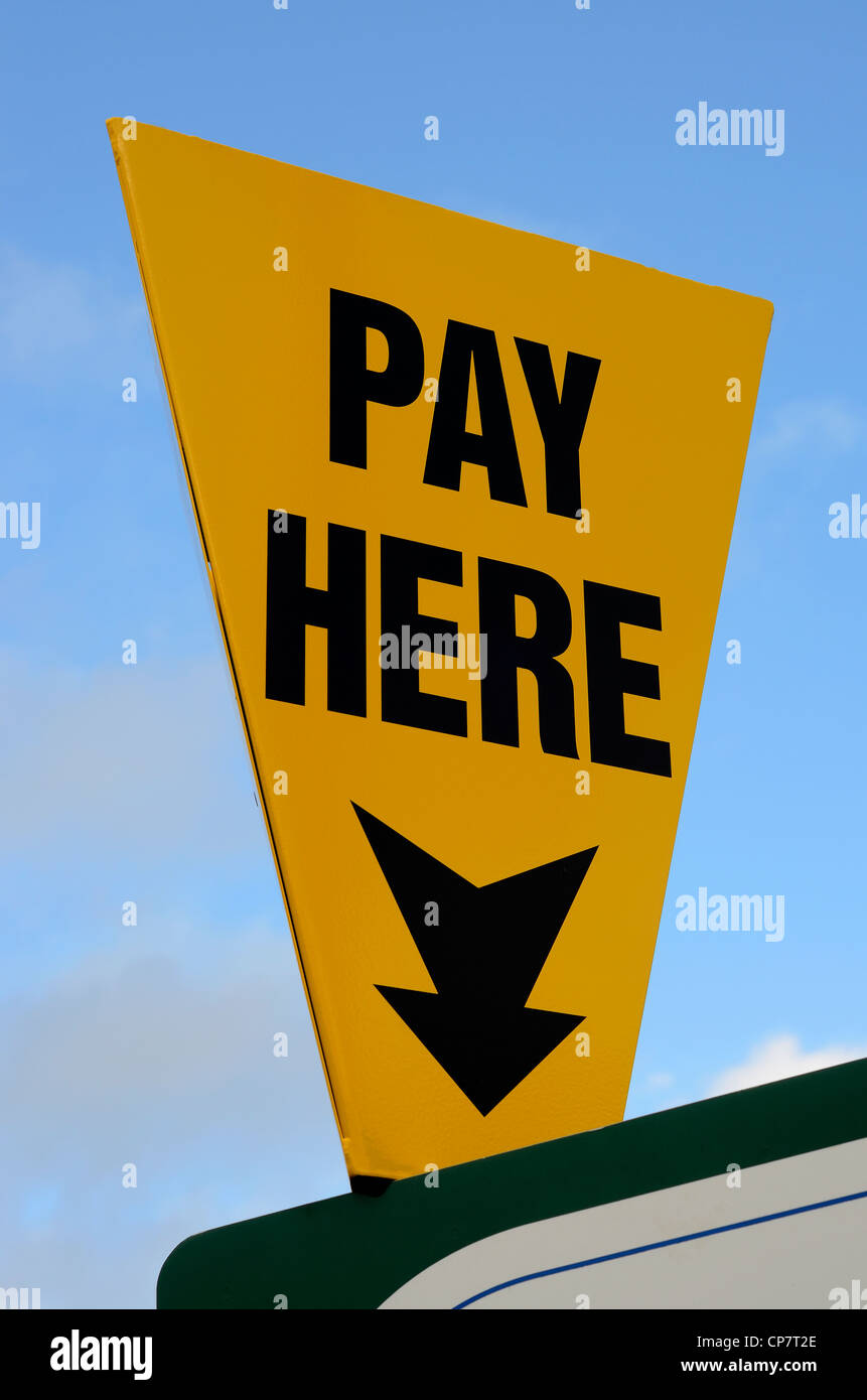 CAR PARK 'PAY HERE' SIGN IN THE UK Stock Photo - Alamy