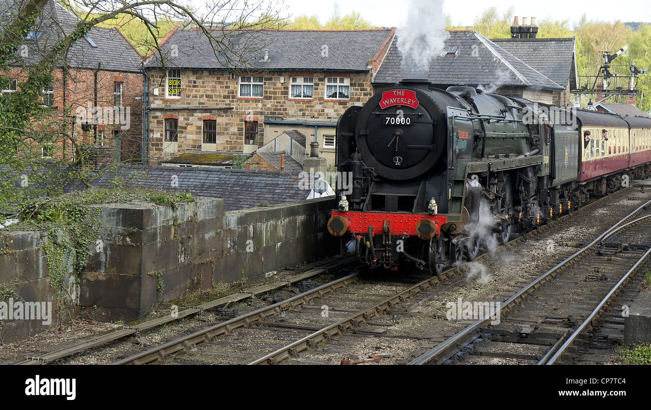 Steam engine coaches leaving hi-res stock photography and images - Alamy