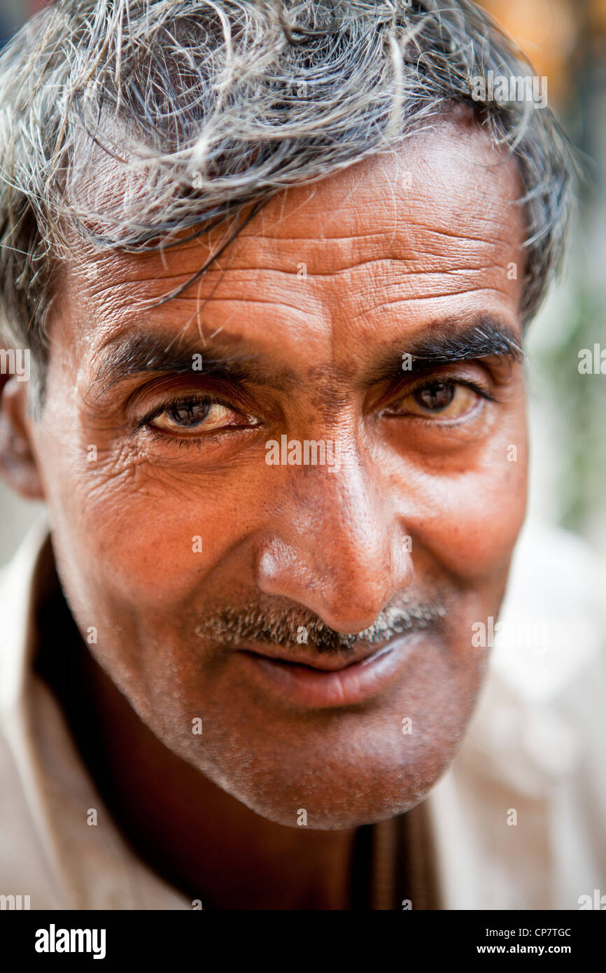 Indian man calcutta hi-res stock photography and images - Alamy