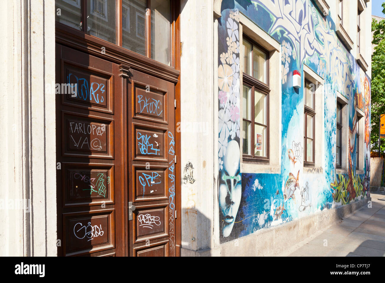 Graffiti Dresden Germany Stock Photos & Graffiti Dresden Germany Stock ...