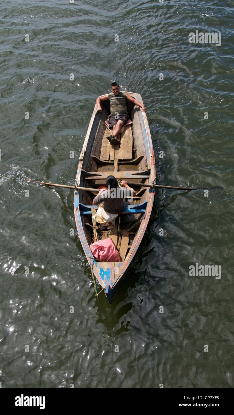 Two men in rowing boat hi-res stock photography and images - Alamy