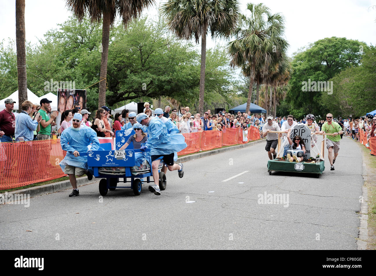 Rip out hi-res stock photography and images - Alamy