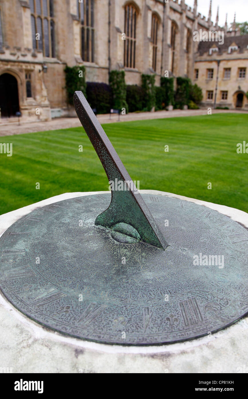 Sundial at Trinity College, Cambridge, England Stock Photo - Alamy