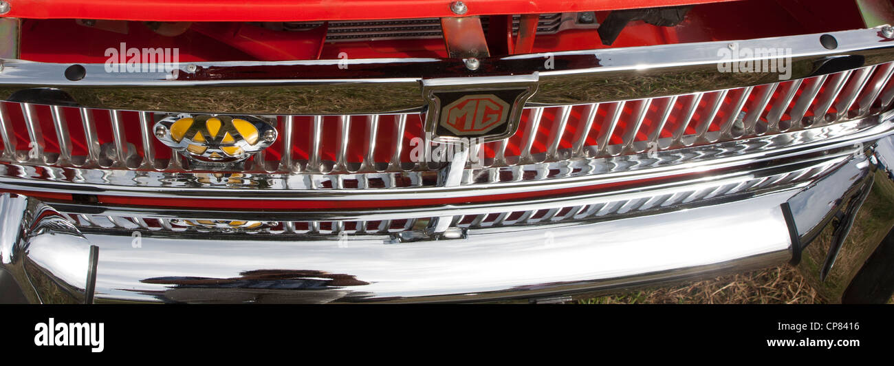 Close up of MGB radiator grille Stock Photo - Alamy