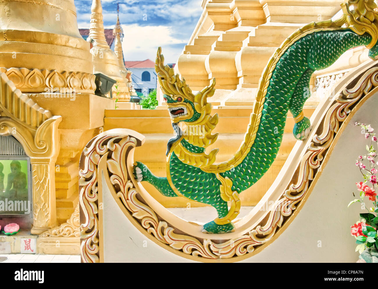 dragon statue in buddhist temple in penang malaysia Stock Photo - Alamy