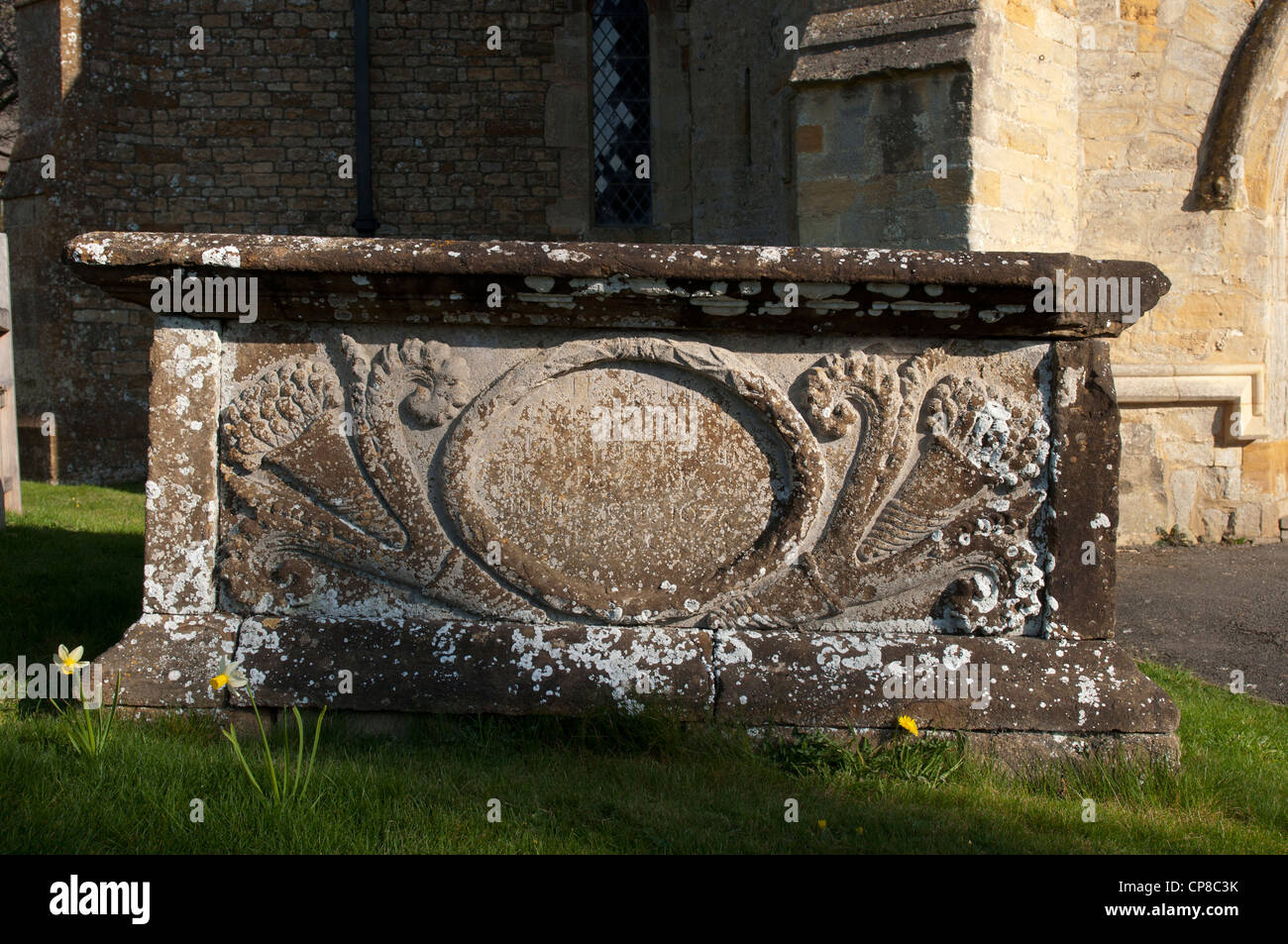 Thomas beckett tomb hi-res stock photography and images - Alamy