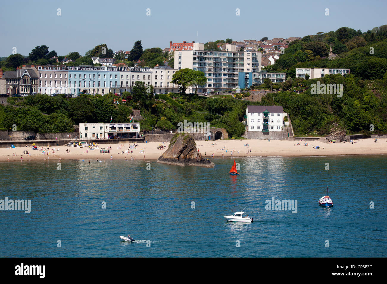 Tenby holiday resort hi-res stock photography and images - Alamy