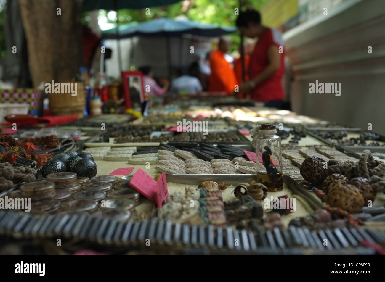Bangkok amulet market hi-res stock photography and images - Alamy