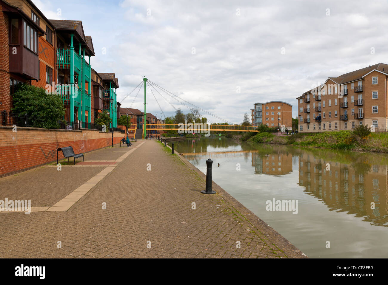 Wathen Wigg Foot Bridge over th River Nene Northampton UK Stock Photo ...
