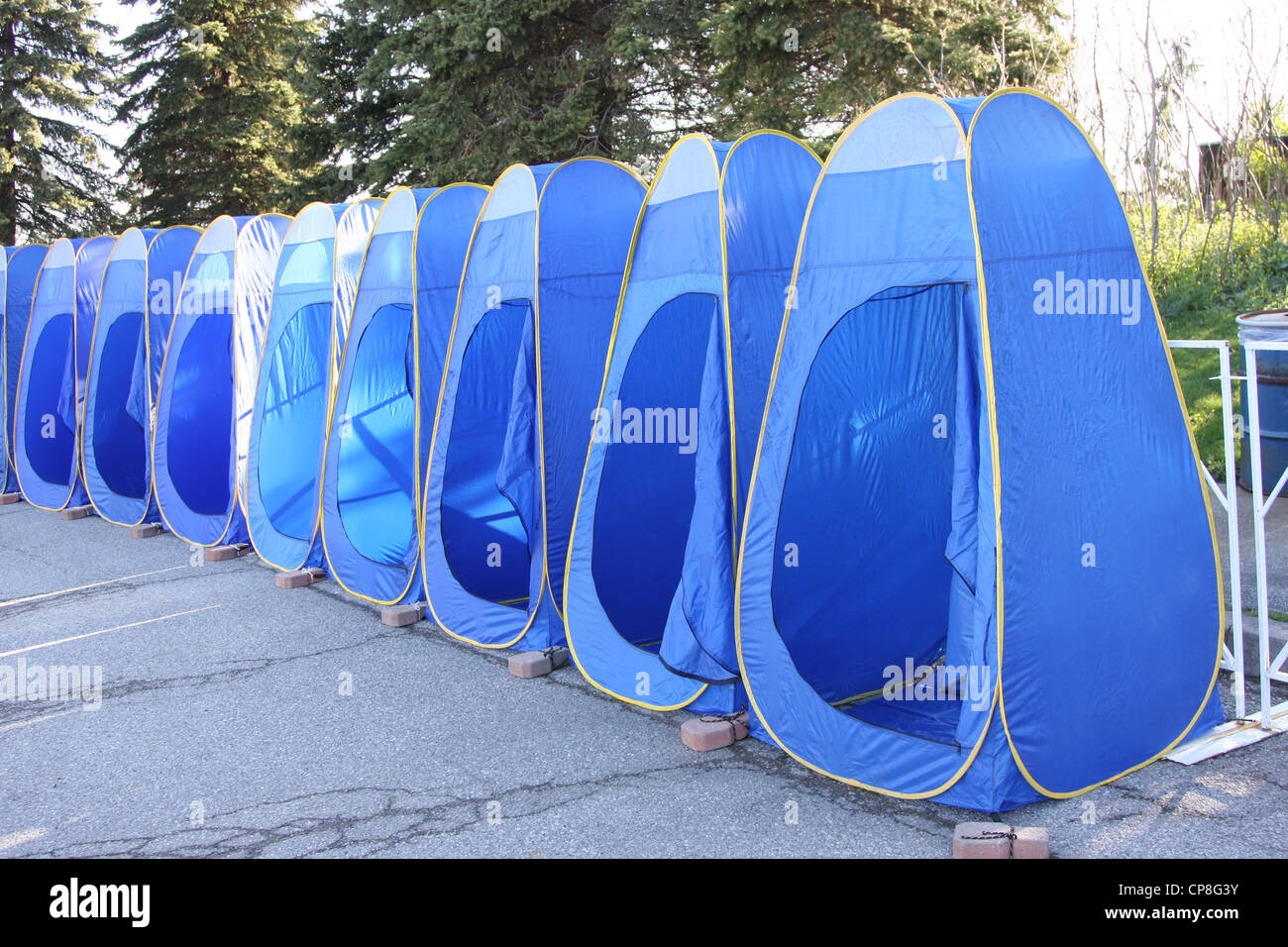 portable change tent room outdoor blue Stock Photo - Alamy