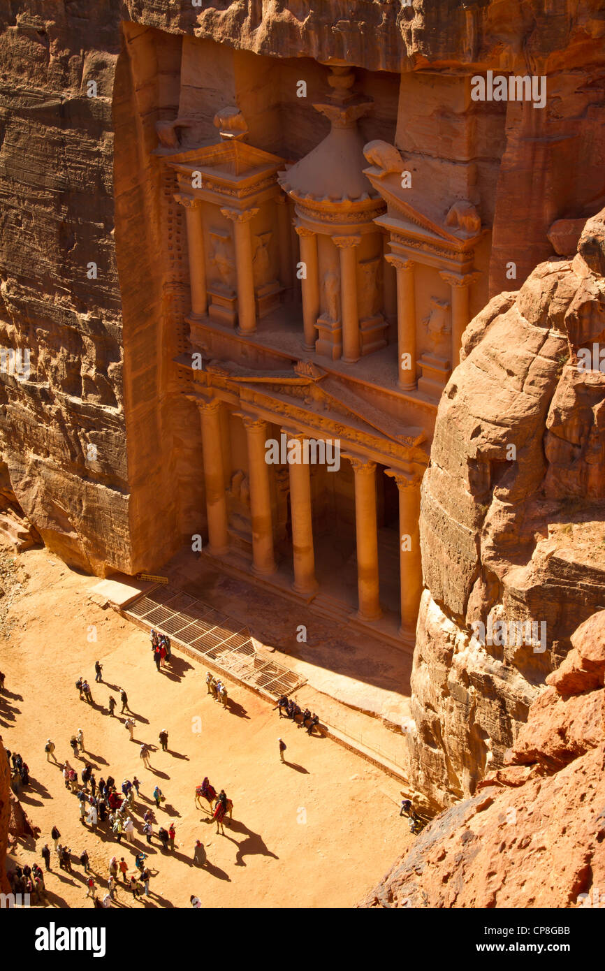 The Treasury at Petra, Jordan Stock Photo - Alamy