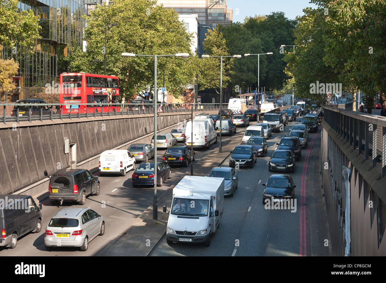 Traffic standstill leading to more pollution in central London Euston ...