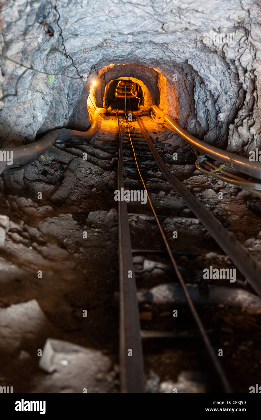 Coal mine in Punjab Province, Pakistan Stock Photo - Alamy