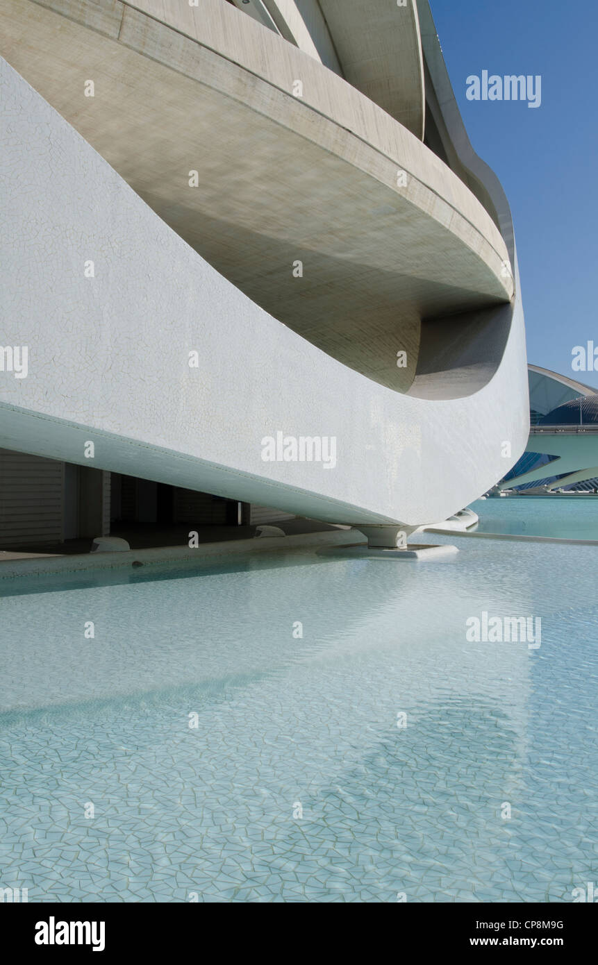 Opera house facade detail at Ciudad de las Artes y las Ciencias Stock ...