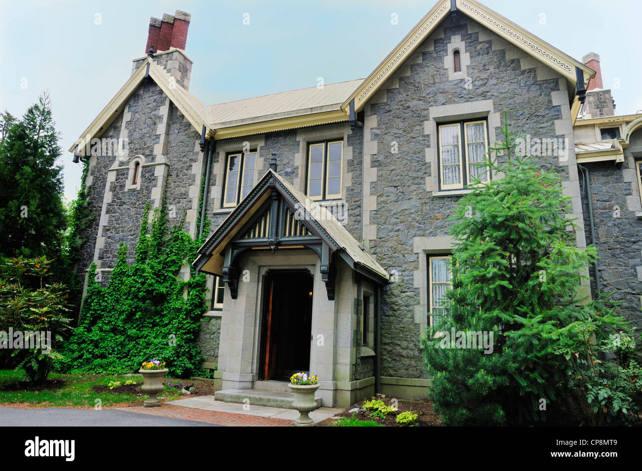Front rockwood mansion wilmington delaware hi-res stock photography and ...