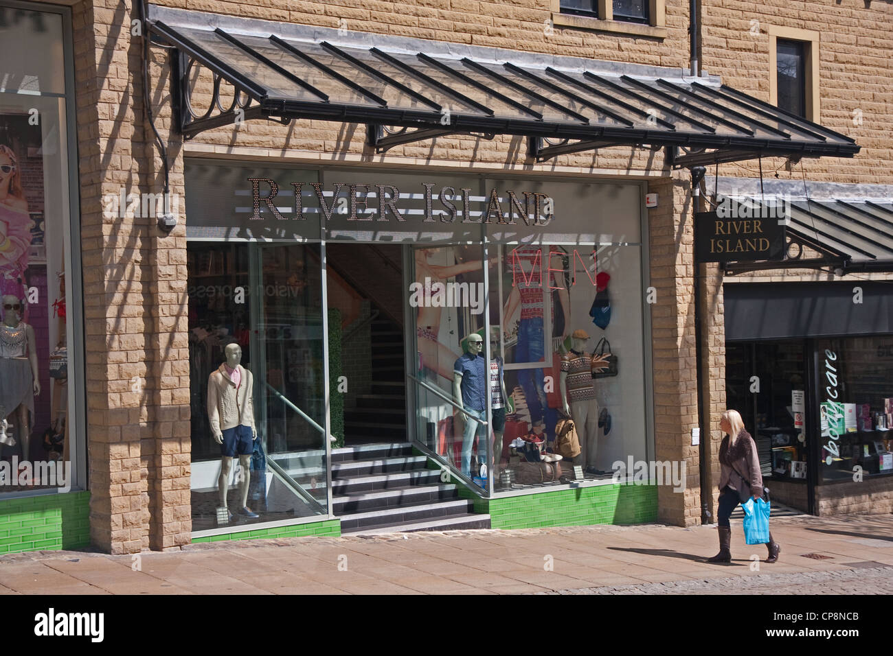 River Island Men's shop Stock Photo - Alamy