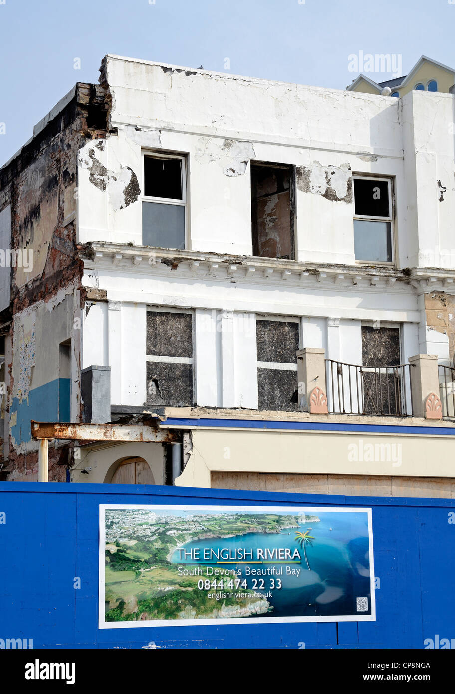 Run down hotel hi-res stock photography and images - Alamy