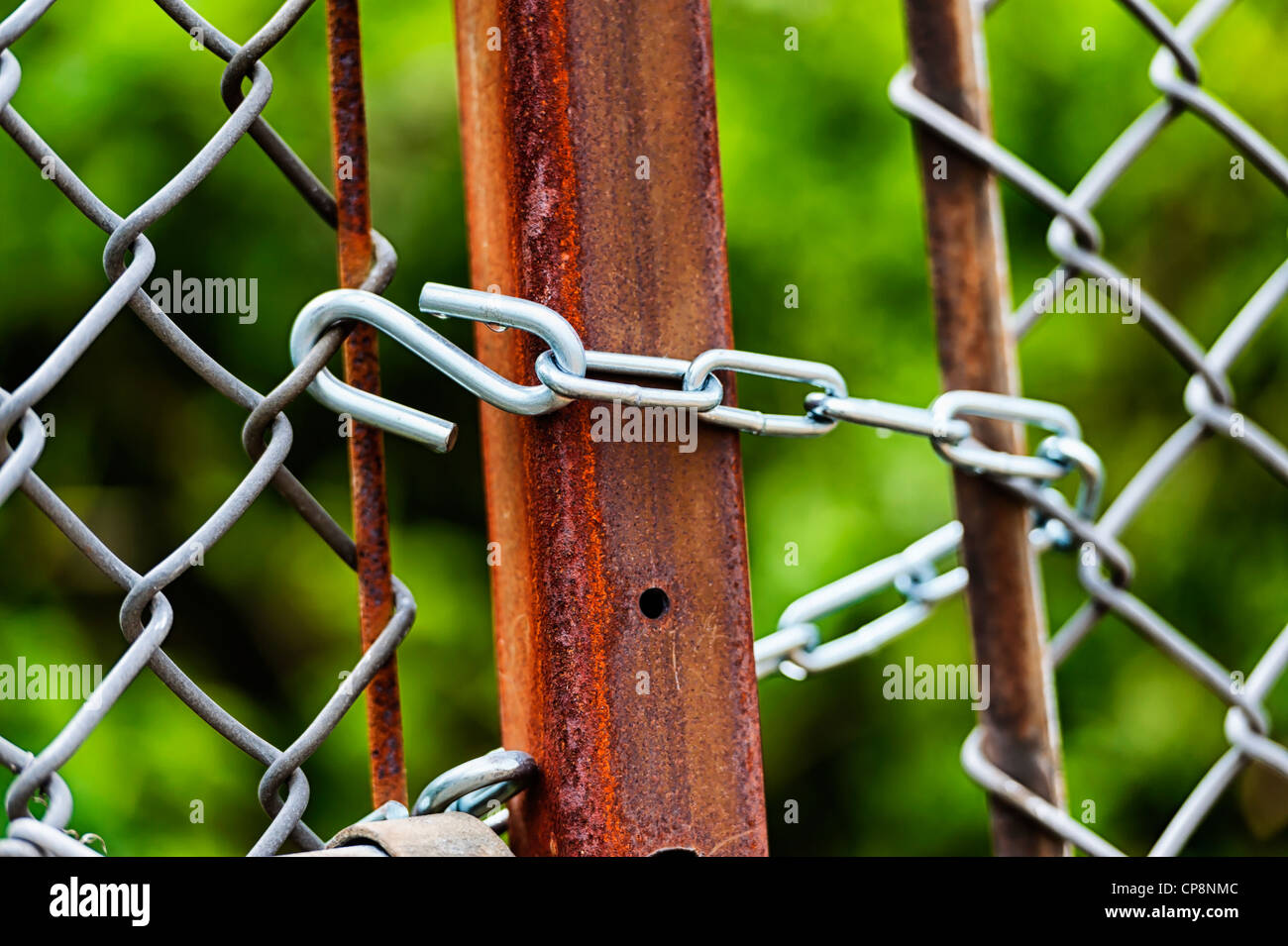 Metal Chain Link Fence High Resolution Stock Photography and Images - Alamy