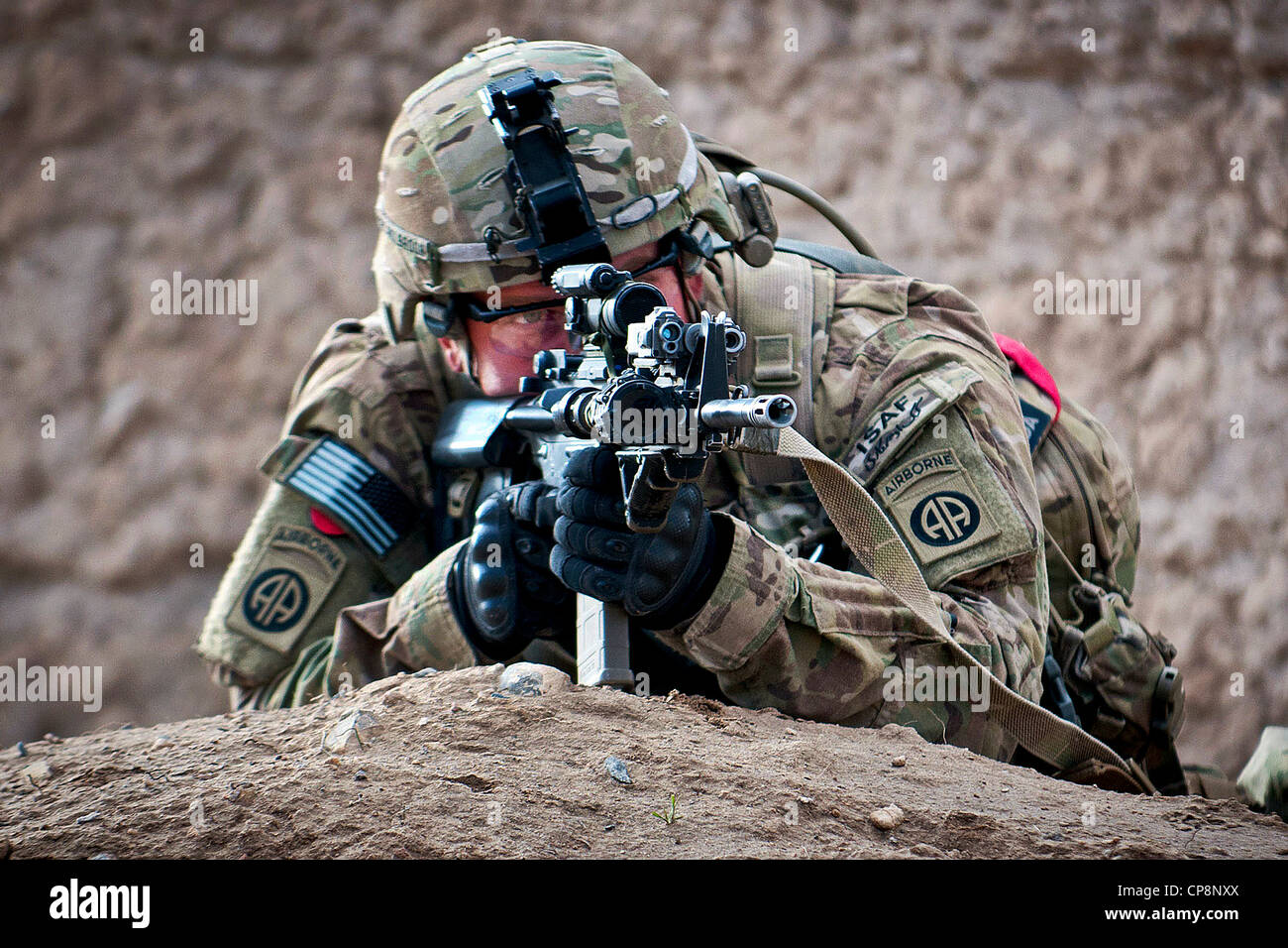 Us paratrooper hi-res stock photography and images - Alamy