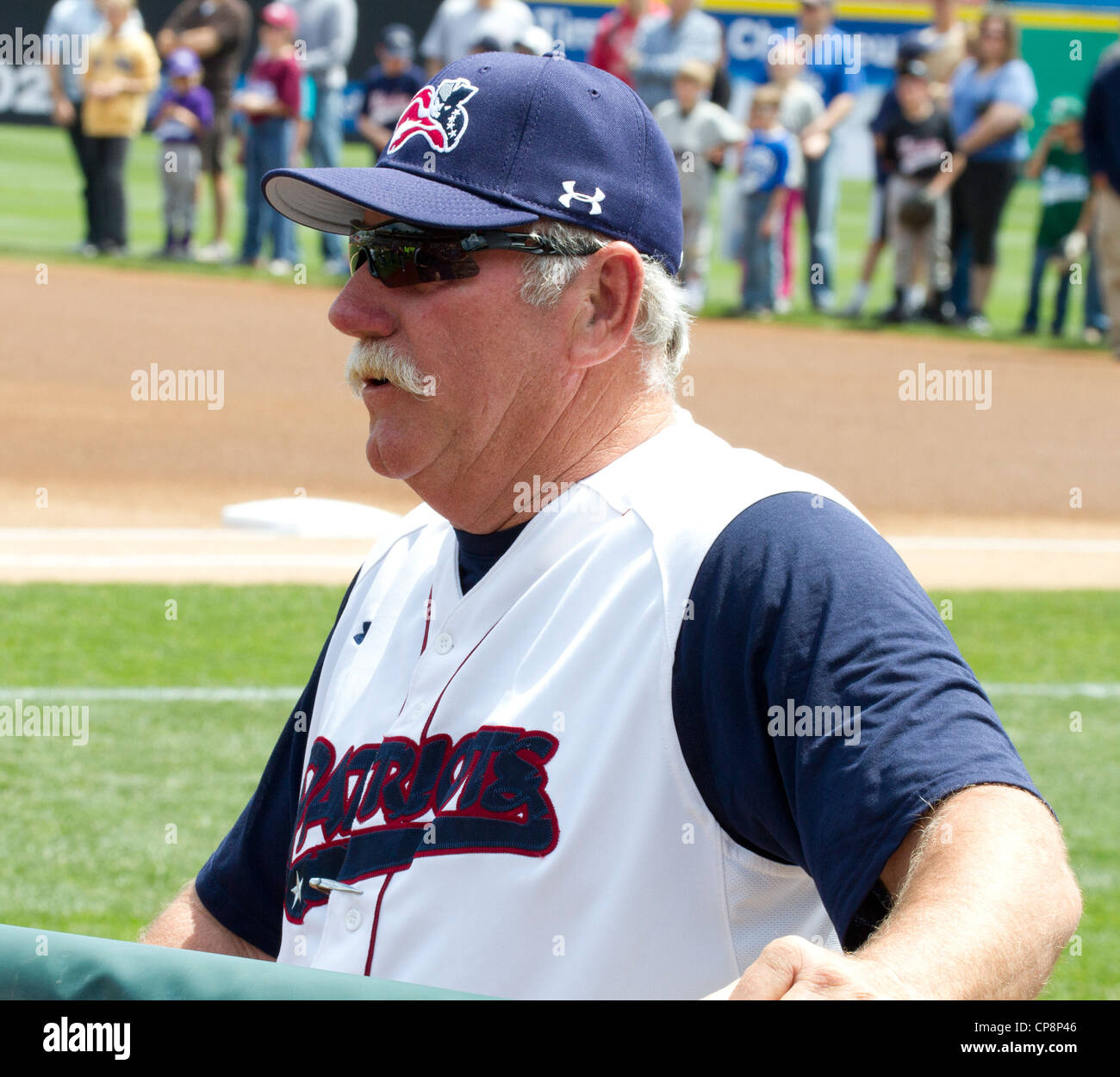 Sparky Lyle manager of Somerset Patriots ex New York Yankee pitcher ...