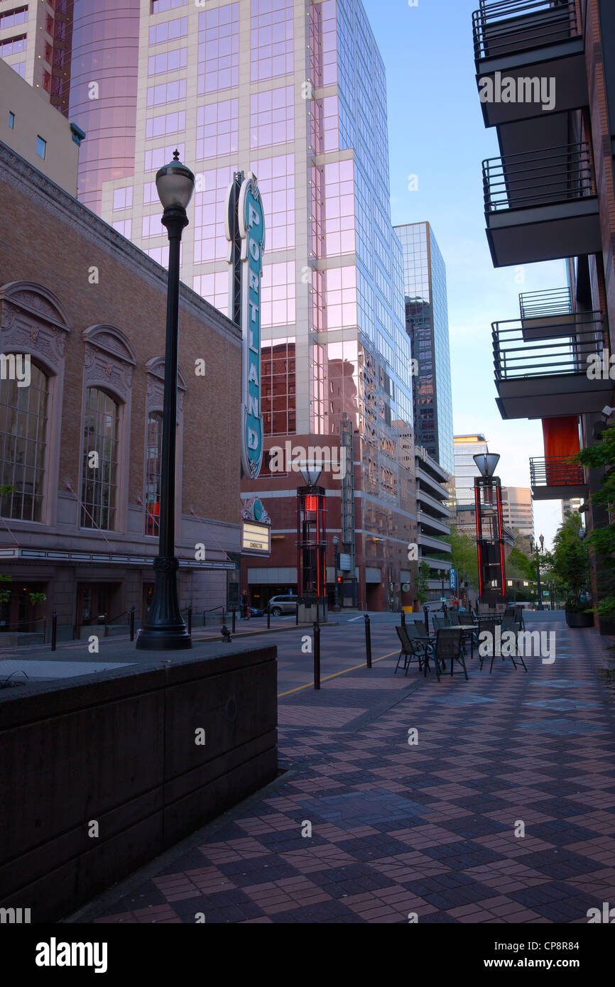 Street view in downtown Portland OR Stock Photo - Alamy