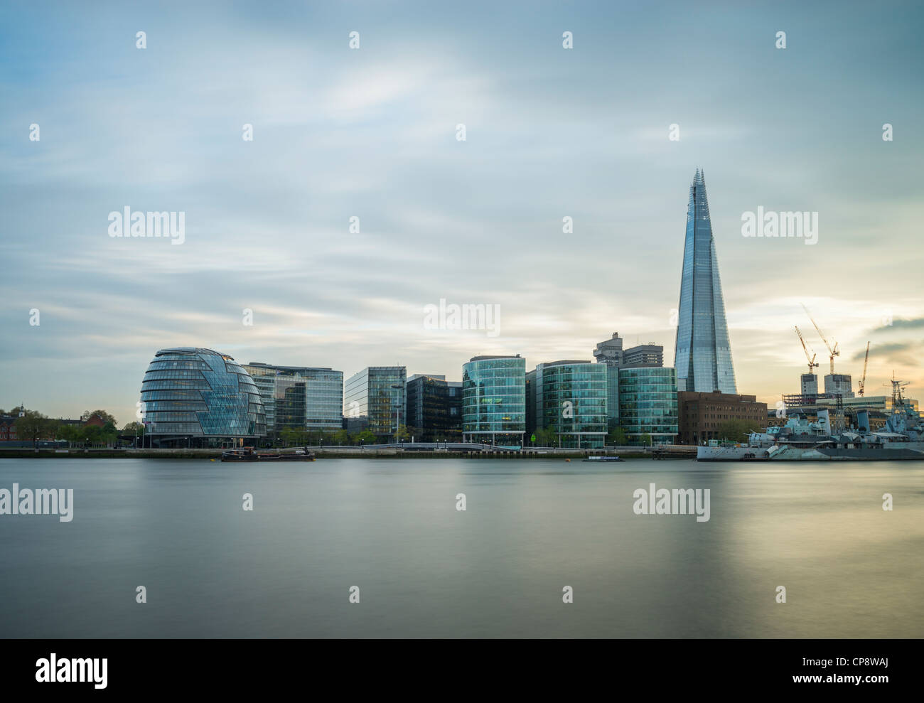 Thames architecture hi-res stock photography and images - Alamy