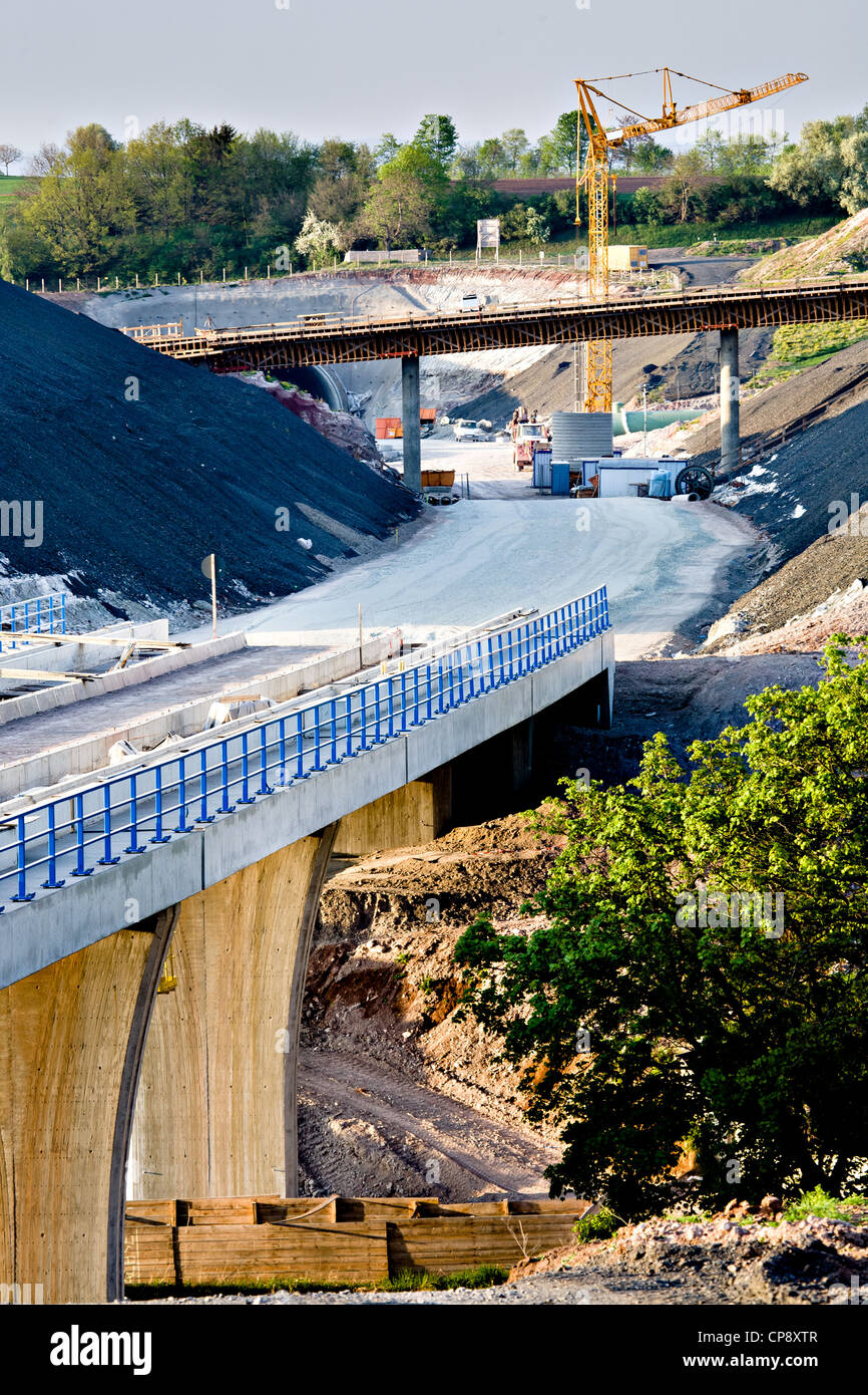 Highway in construction hi-res stock photography and images - Alamy