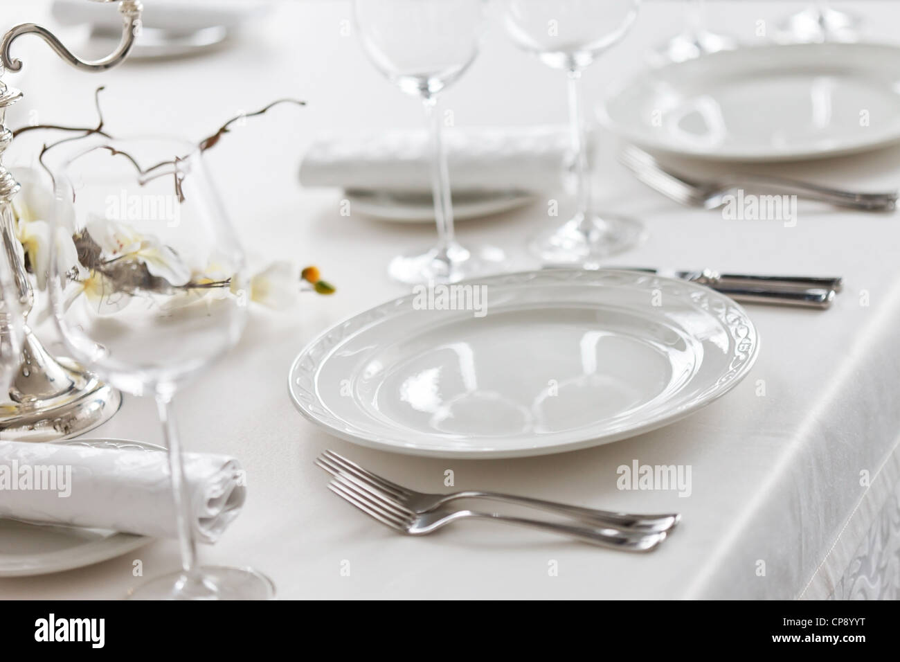 Flow restaurant hi-res stock photography and images - Alamy