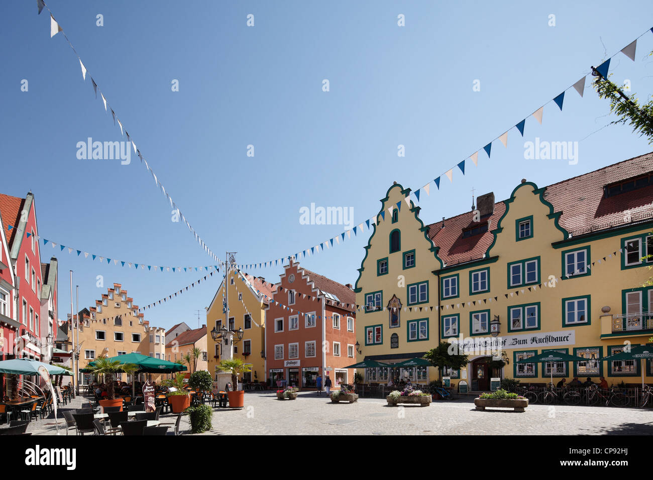 Germany, Bavaria, Lower Bavaria, Abensberg, View of Stadtplatz Square ...