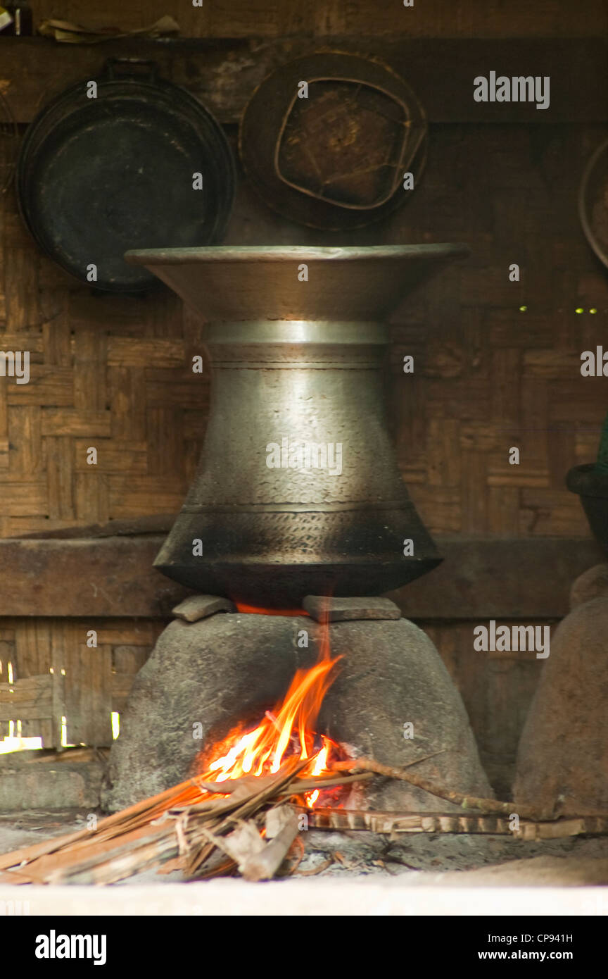 Clay stove hi-res stock photography and images - Alamy
