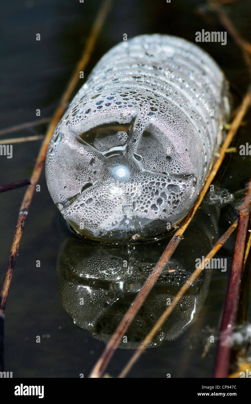 scenes of pollution in natural and disrespect to the ecology Stock ...