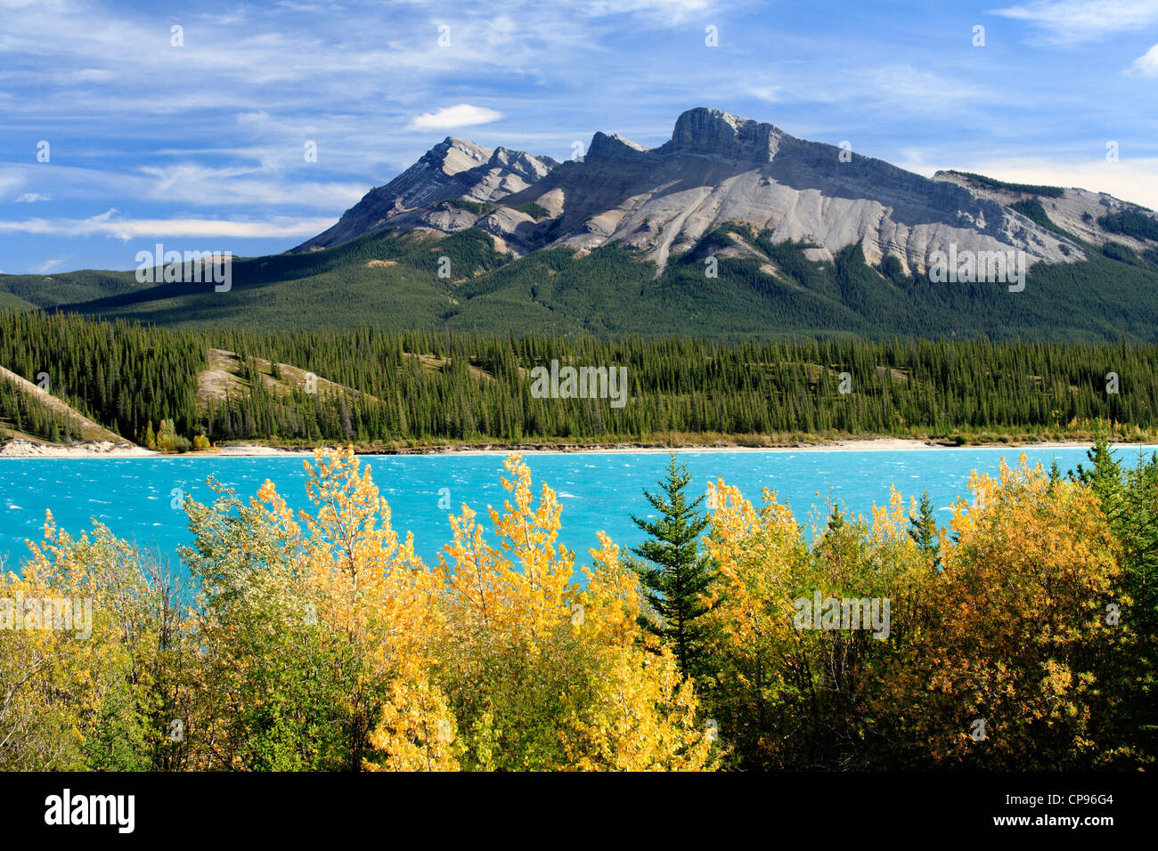 Abraham lake hi-res stock photography and images - Alamy