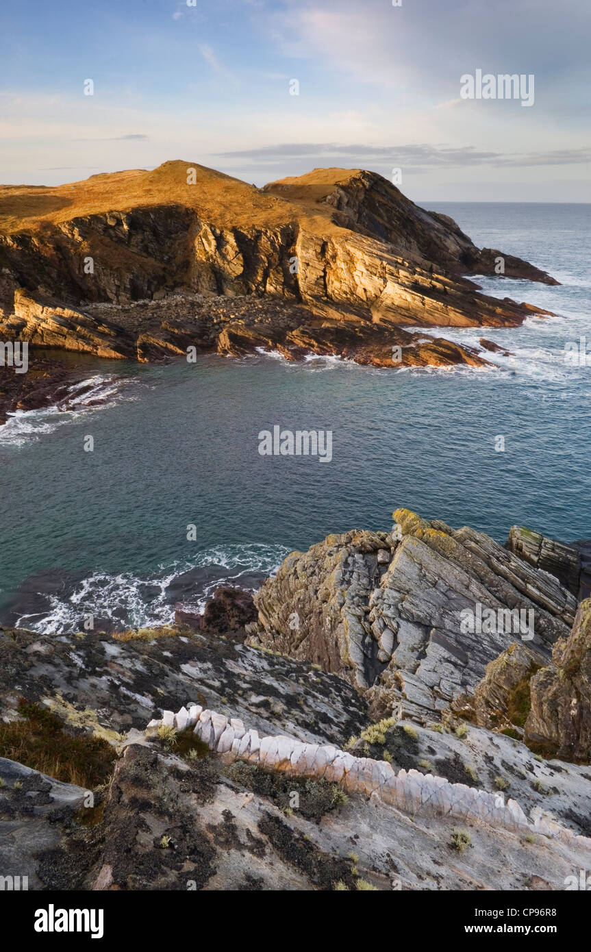 Coastal scenery at Portvasgo, a small bay near Melness, Tongue ...