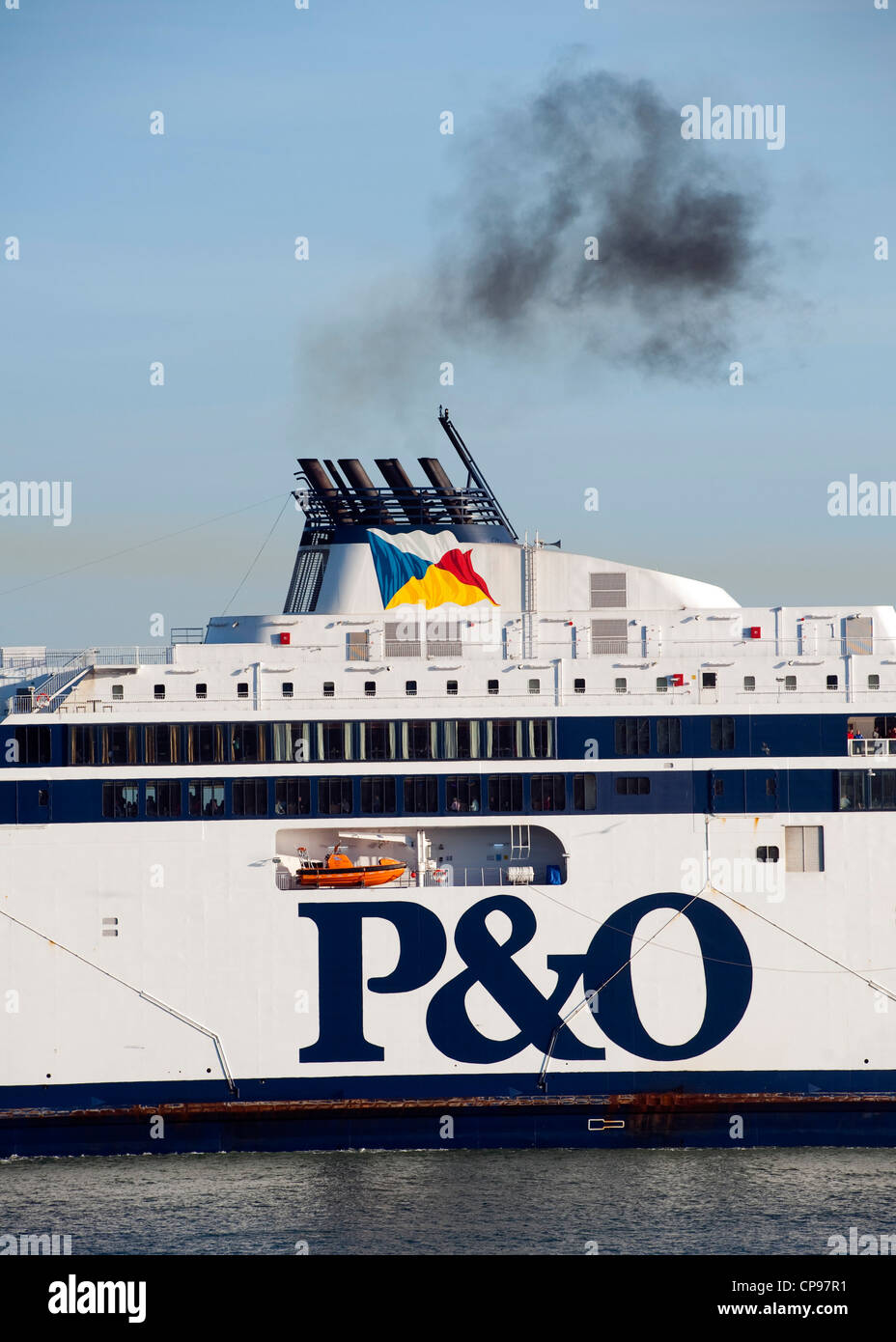 P&O Ferry on the water near Dover heading to Calais Stock Photo - Alamy