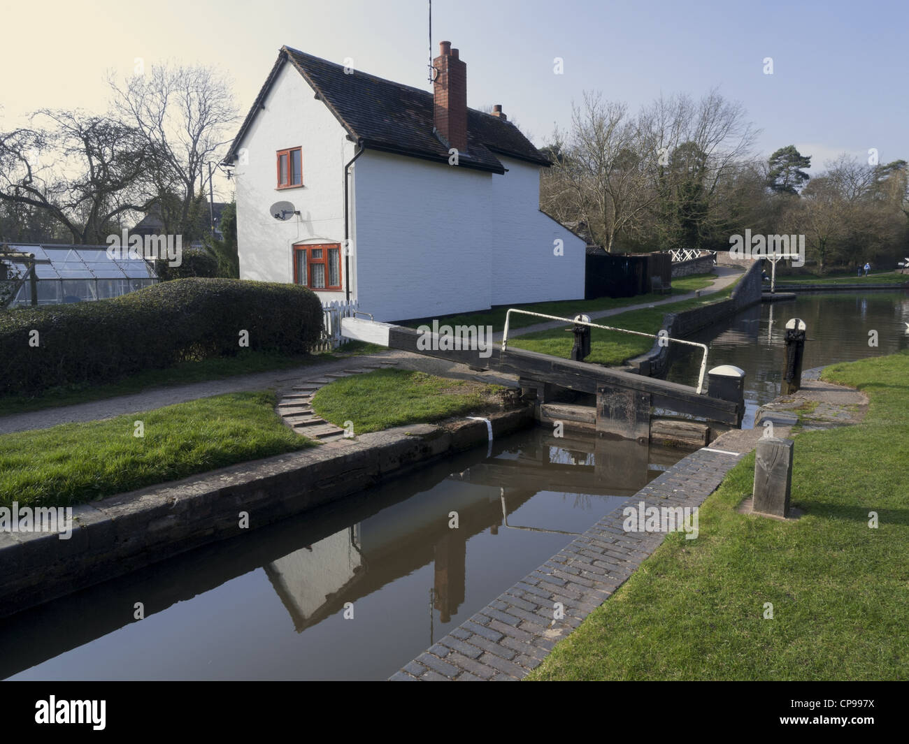 Waterway canal navigation lock home hi-res stock photography and images ...