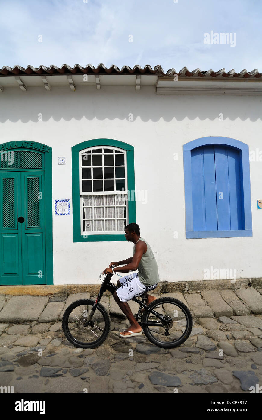Brazilian street scene hi-res stock photography and images - Alamy