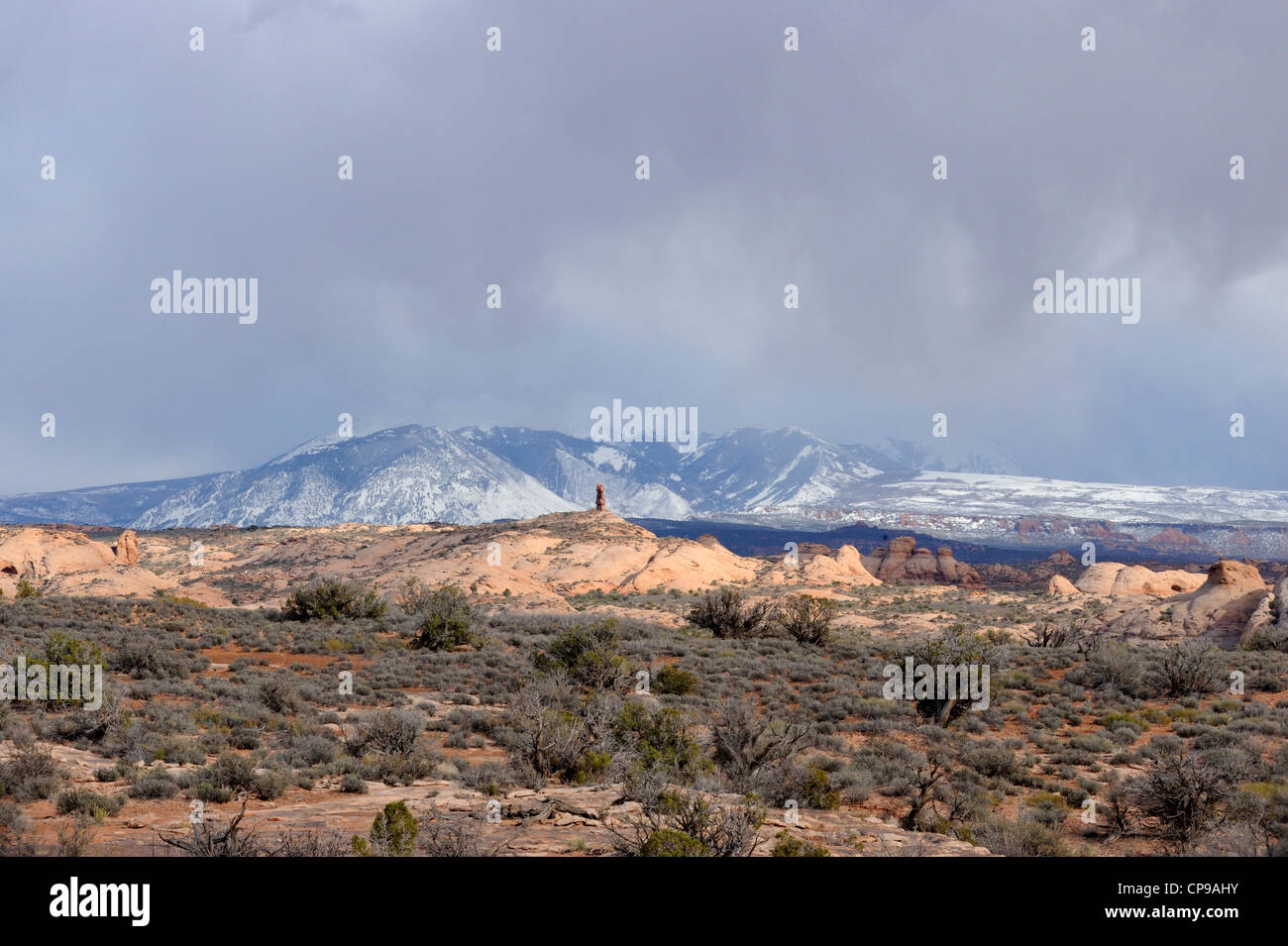 Lone pillar hi-res stock photography and images - Alamy