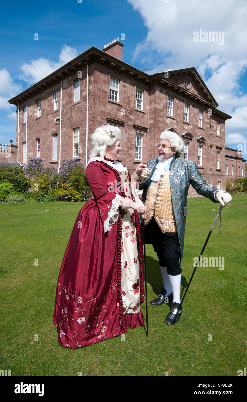 18th century aristocracy clothing hi-res stock photography and images ...