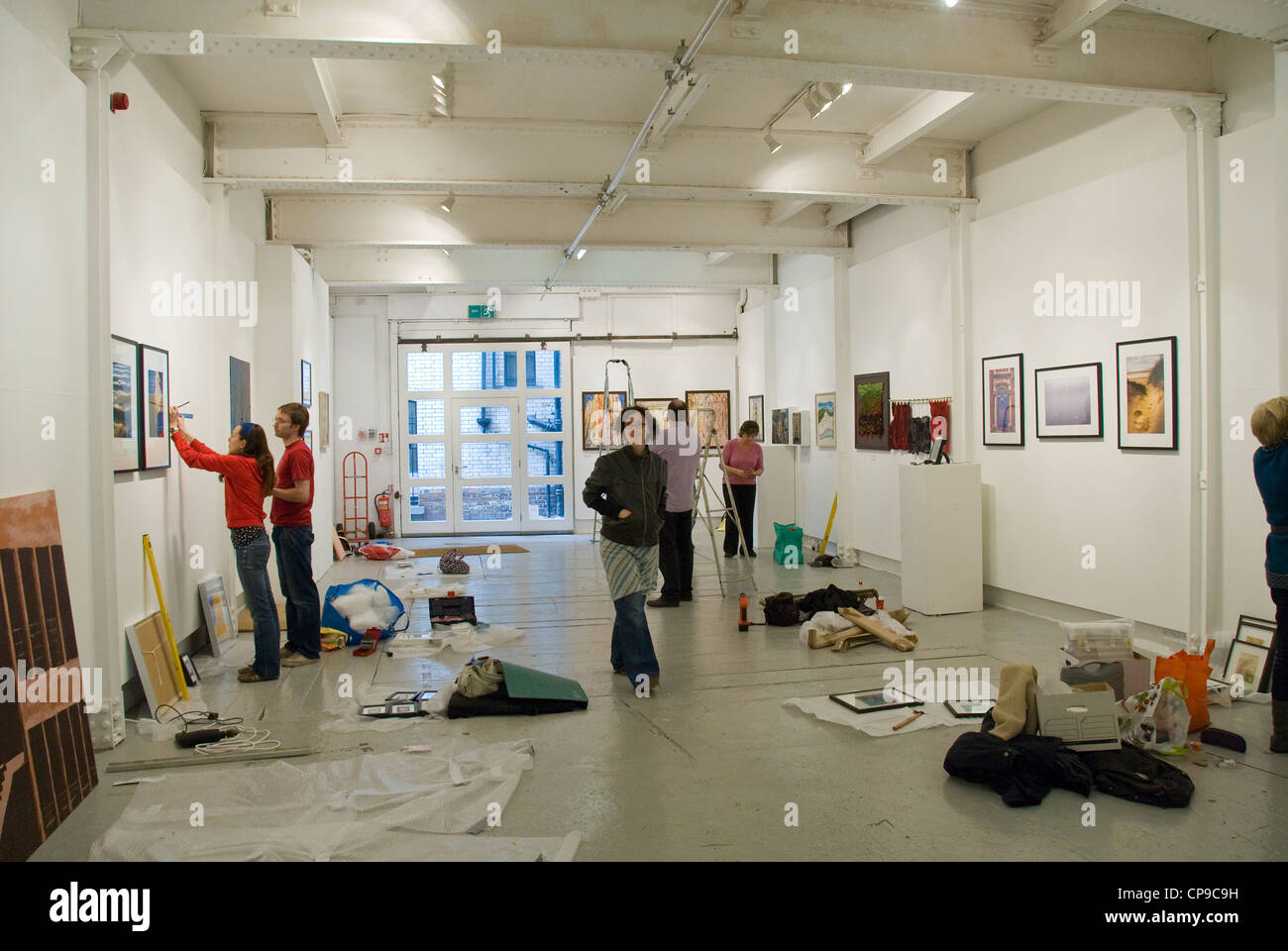 Empty exhibition spaces hi-res stock photography and images - Alamy