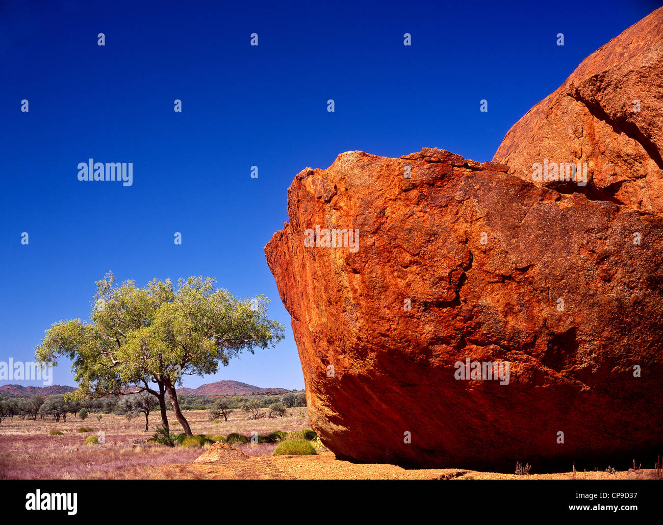 Fissured rock hi-res stock photography and images - Alamy