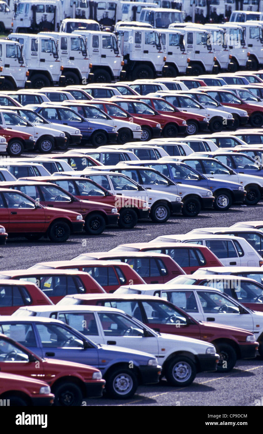 Disappearing cars hi-res stock photography and images - Alamy