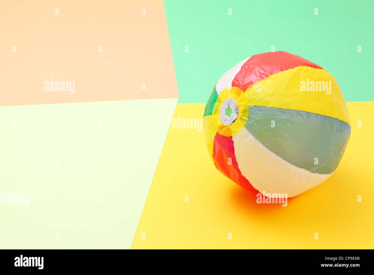 Paper balloon hi-res stock photography and images - Alamy