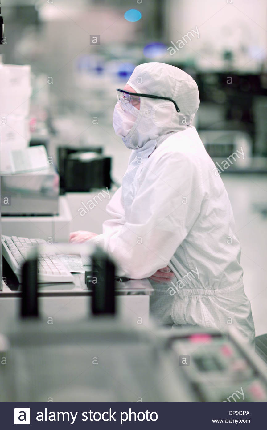Clean Room Suit Stock Photos & Clean Room Suit Stock Images - Alamy