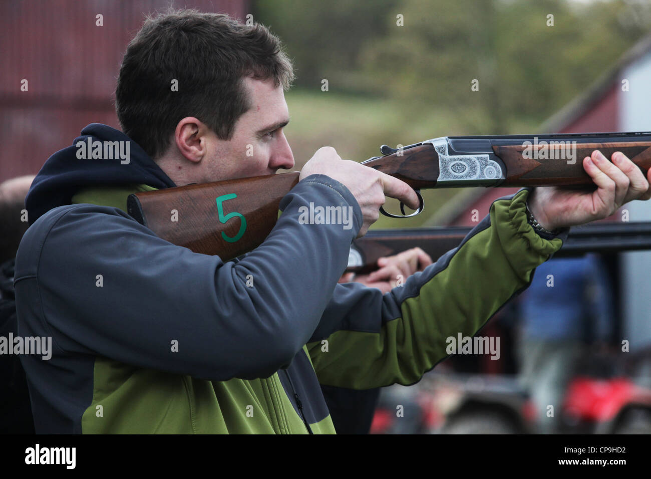 Clay shooting guns hi-res stock photography and images - Alamy