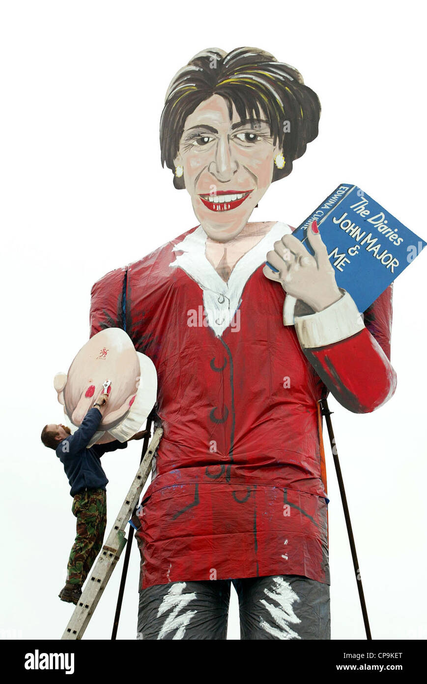 Nigel Faulkner of the Edenbridge bonfire society in East Sussex, puts ...