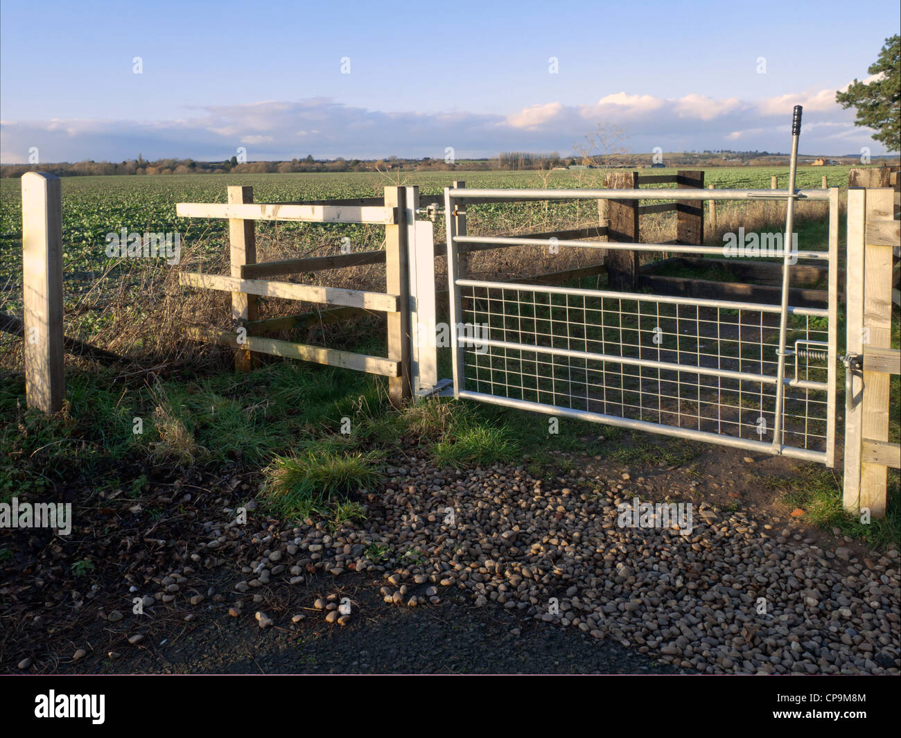 A gate on a footpath Stock Photo - Alamy