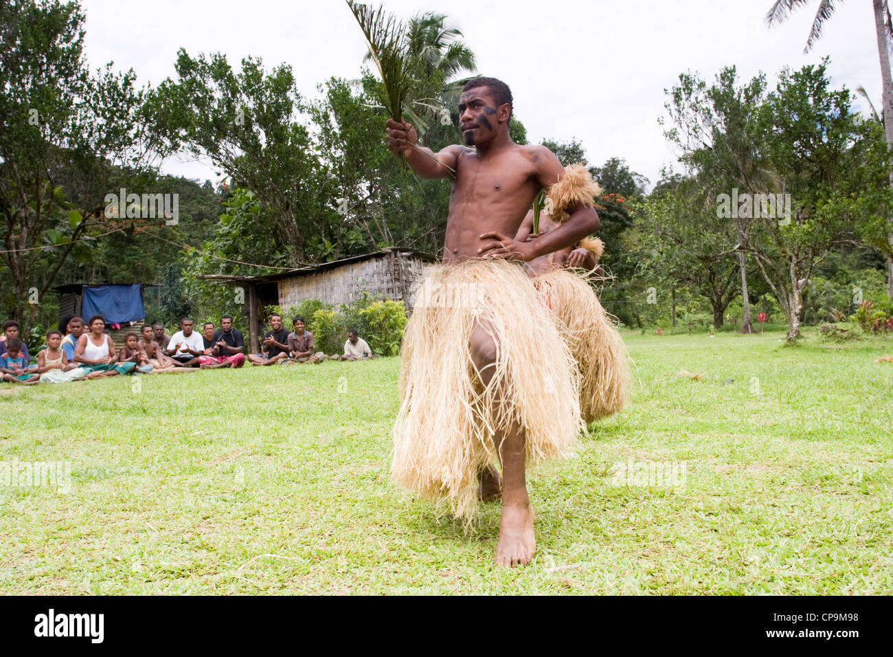 Traditional Fijian dancers Stock Photo - Alamy