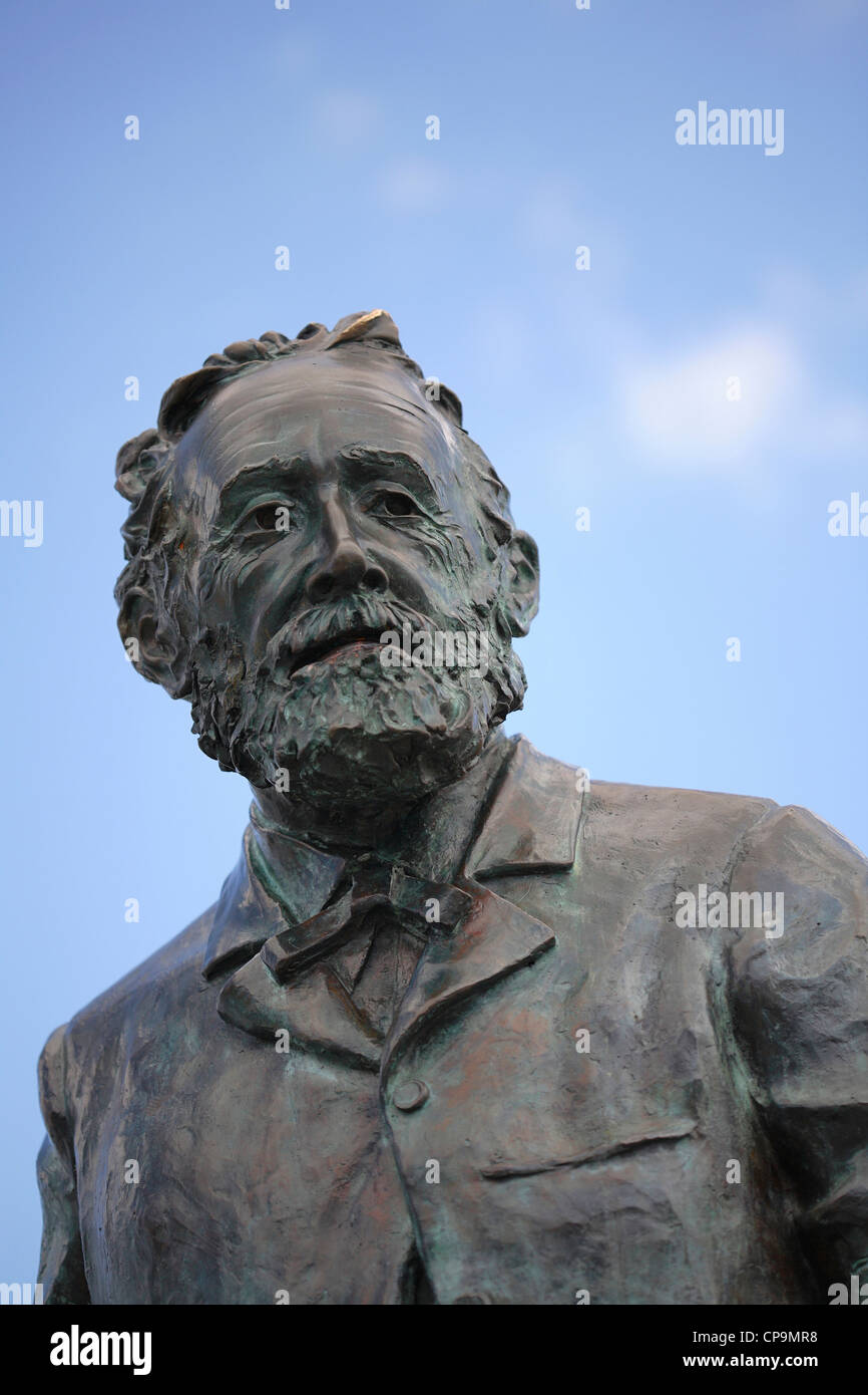A bronze sculpture of Jules Verne, a French author who pioneered the ...